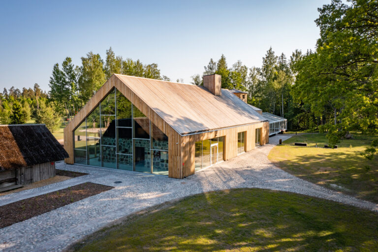 Home | Mulgi Elamuskeskus